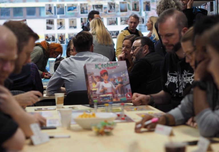 White Rabbit – Euer Community Game Store